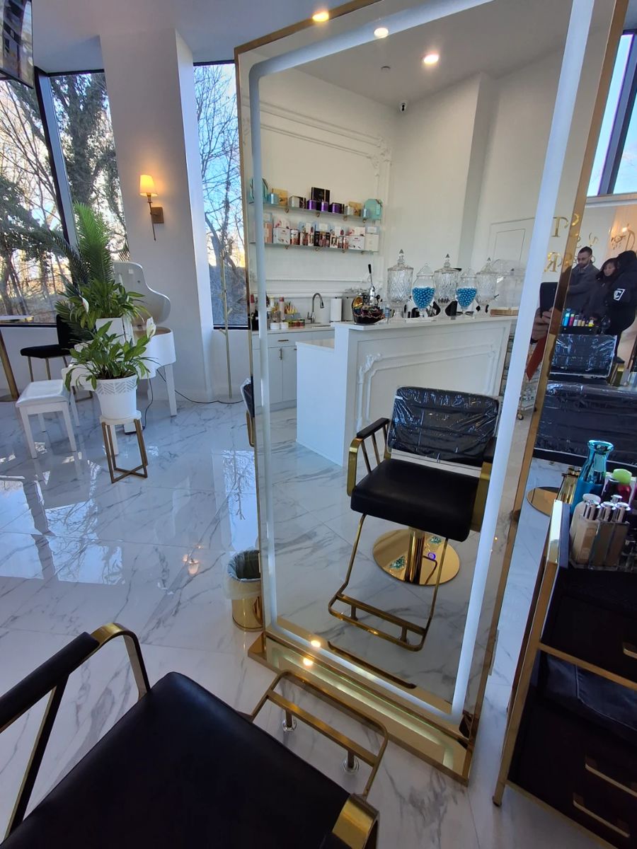 Beauty Salon and Spa Closing Liquidation Sale starts on 1/20/2025