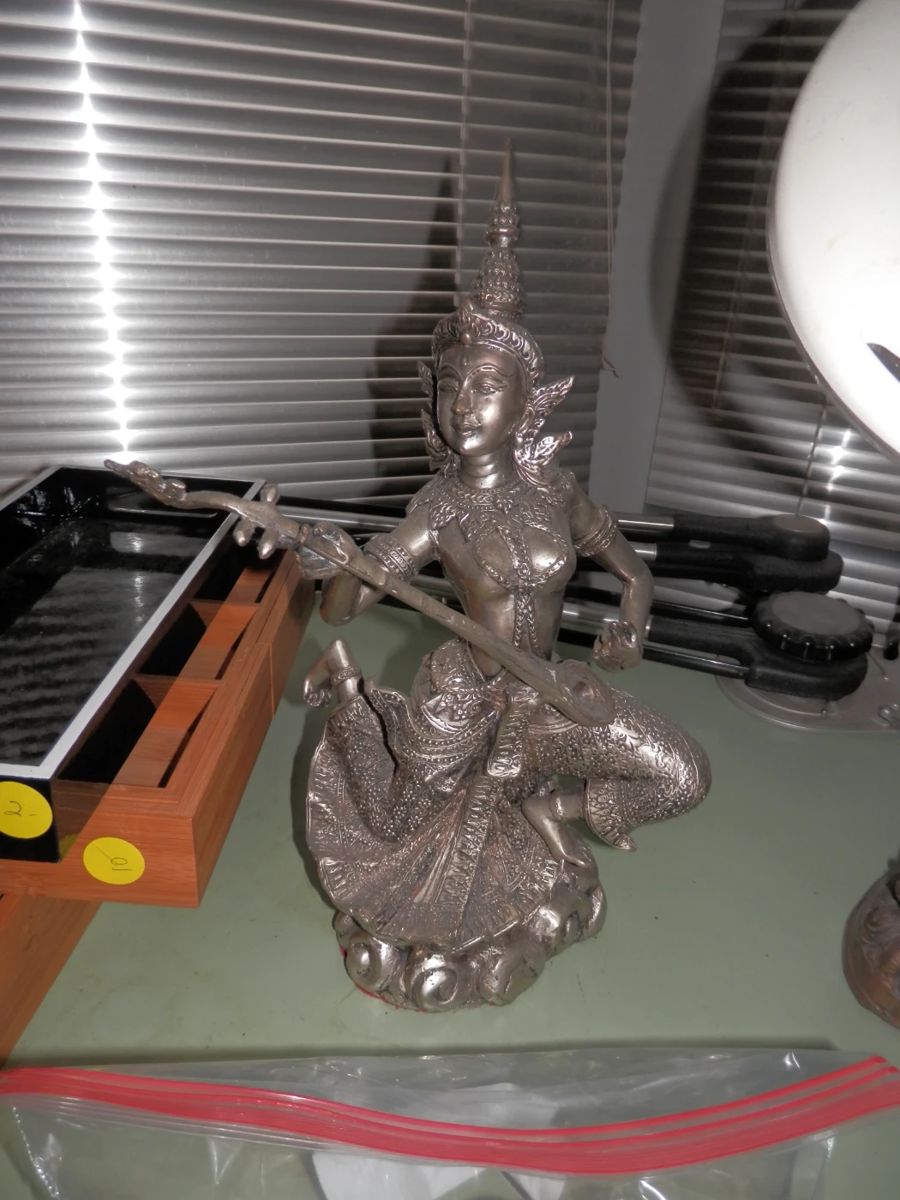 Daisy Estate Sales in Bloomfield, NY starts on 1/30/2025