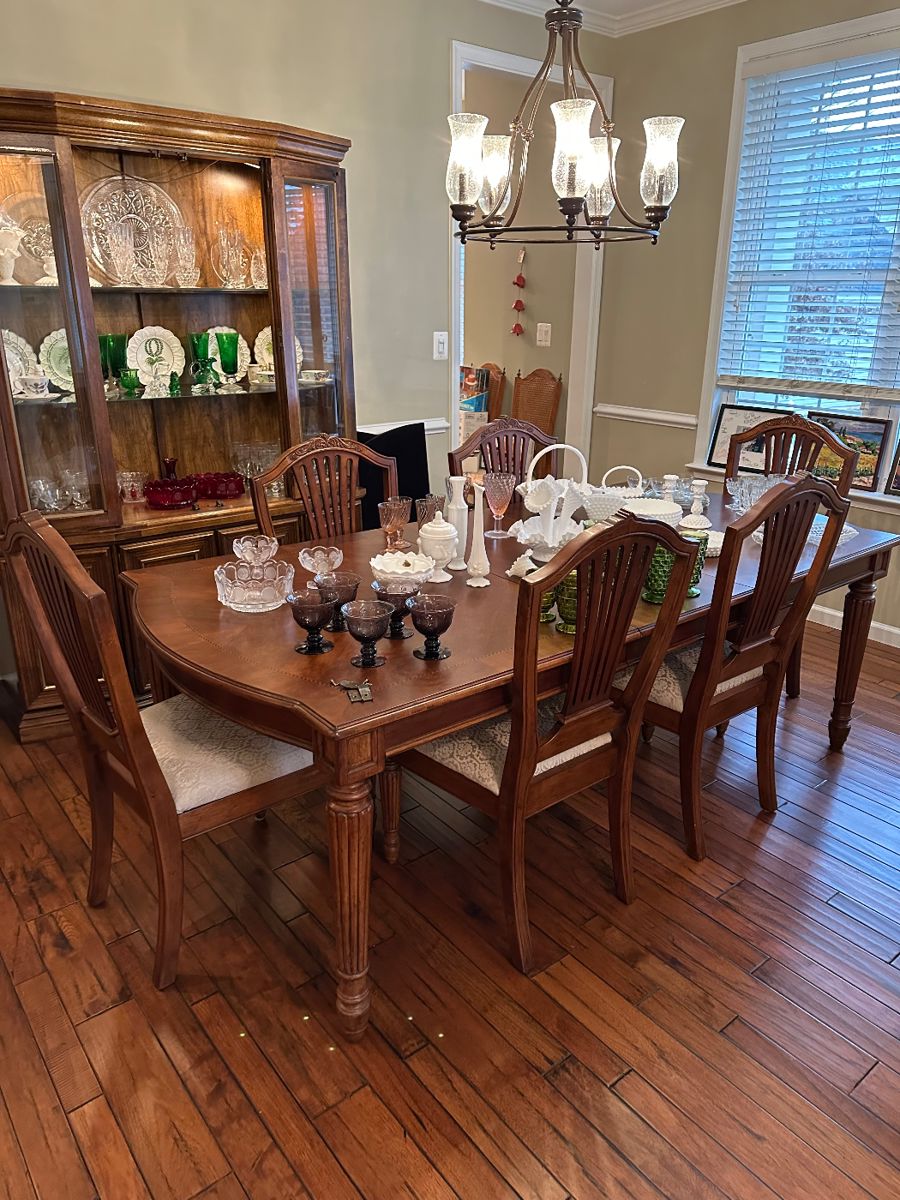 Triple Crown Loop Estate Sale in Gainesville, VA starts on 1/25/2025