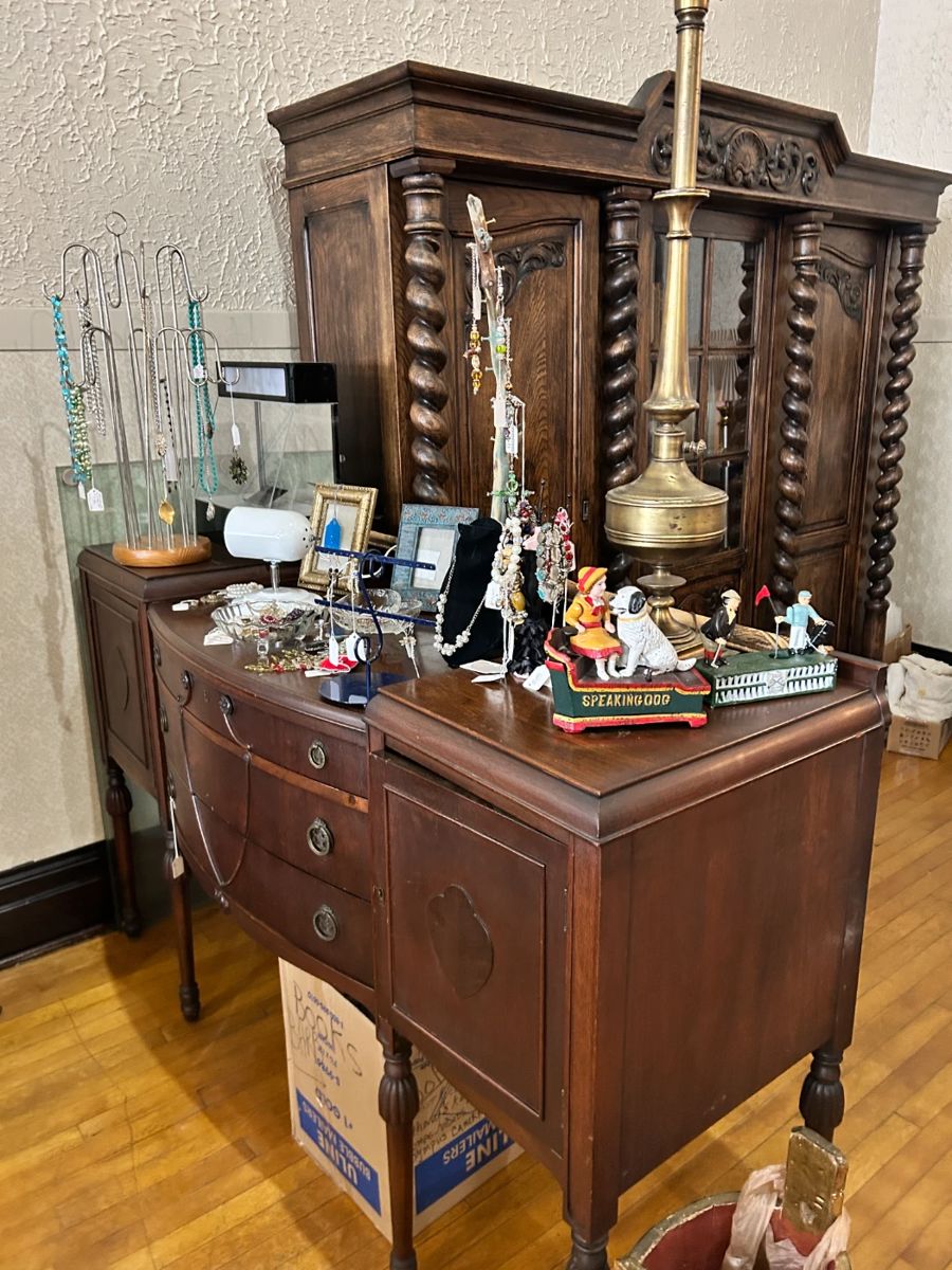 Antique Shop Liquidation in Imlay City, MI starts on 2/6/2025