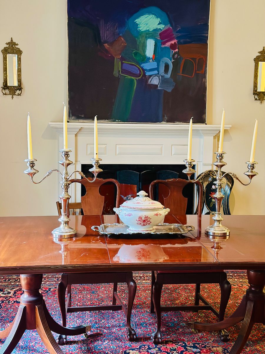 Foxhall Crescent (DC) Estate Sale in Washington, DC starts on 2/28/2025