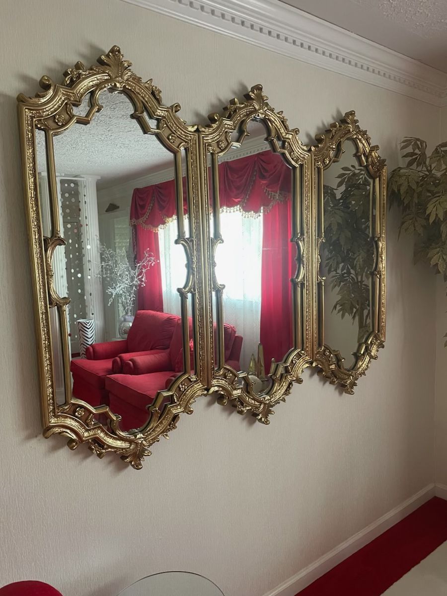 Perfect Valentine’s Day Blue Moon Estate... starts on 2/8/2025