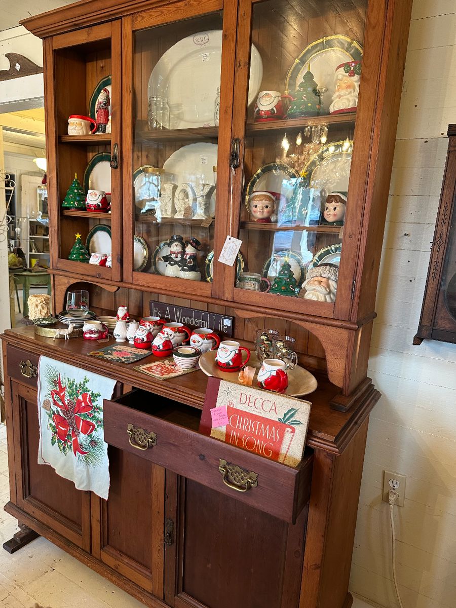 Antique Shop Liquidation Sale in Cleveland, GA starts on 2/14/2025