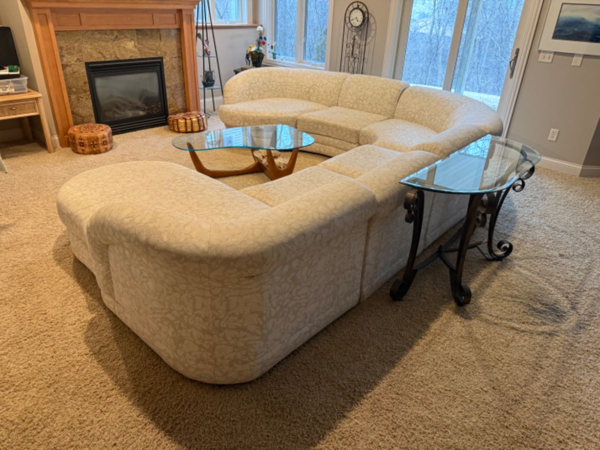 GORES-BARLOW ESTATE SALE in Rochester, MN starts on 2/8/2025