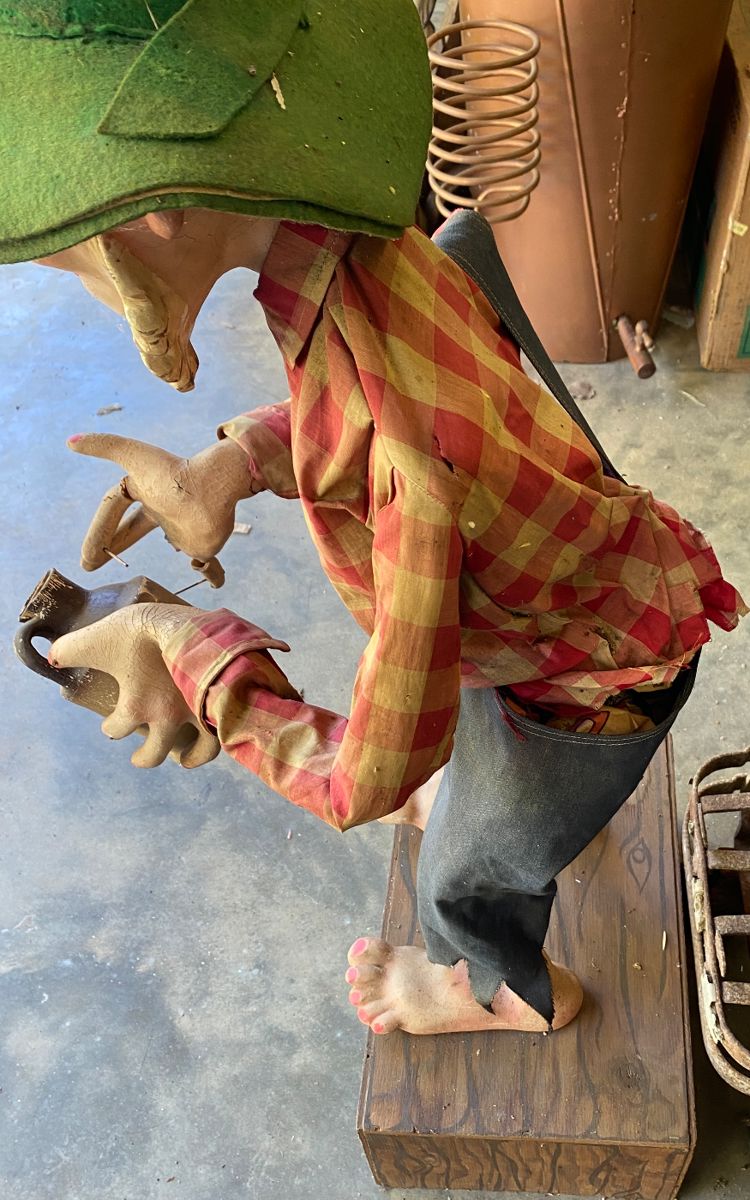 Deceased Estate Auction of Lifetime Collector! starts on 5/10/2025