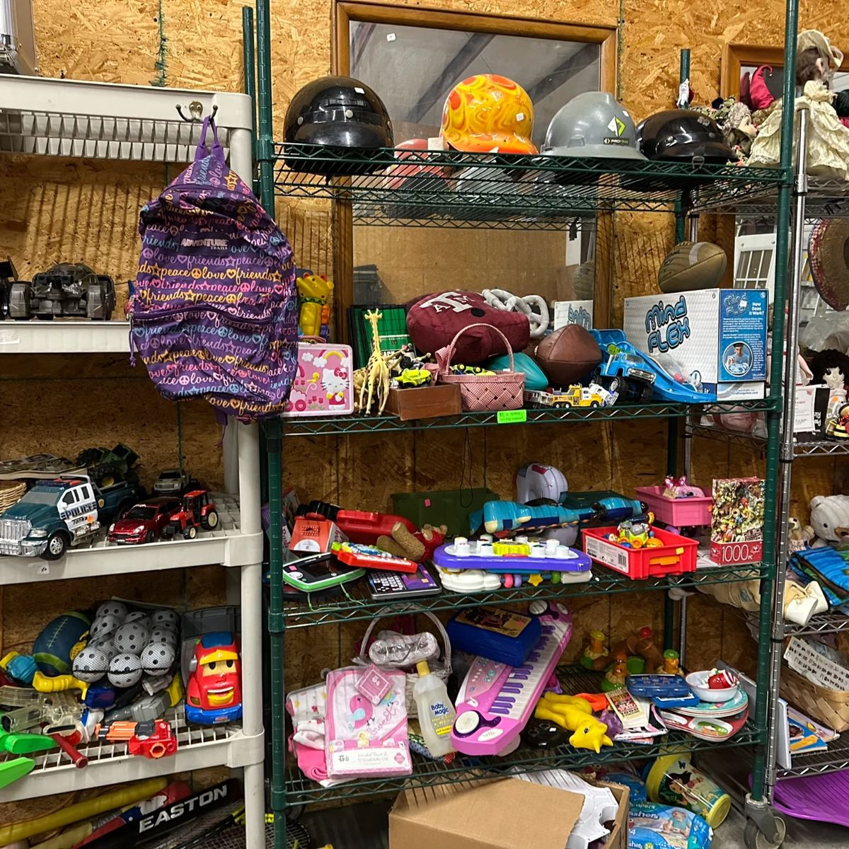 Live Warehouse Auction in Whitehouse, TX starts on 2/8/2025