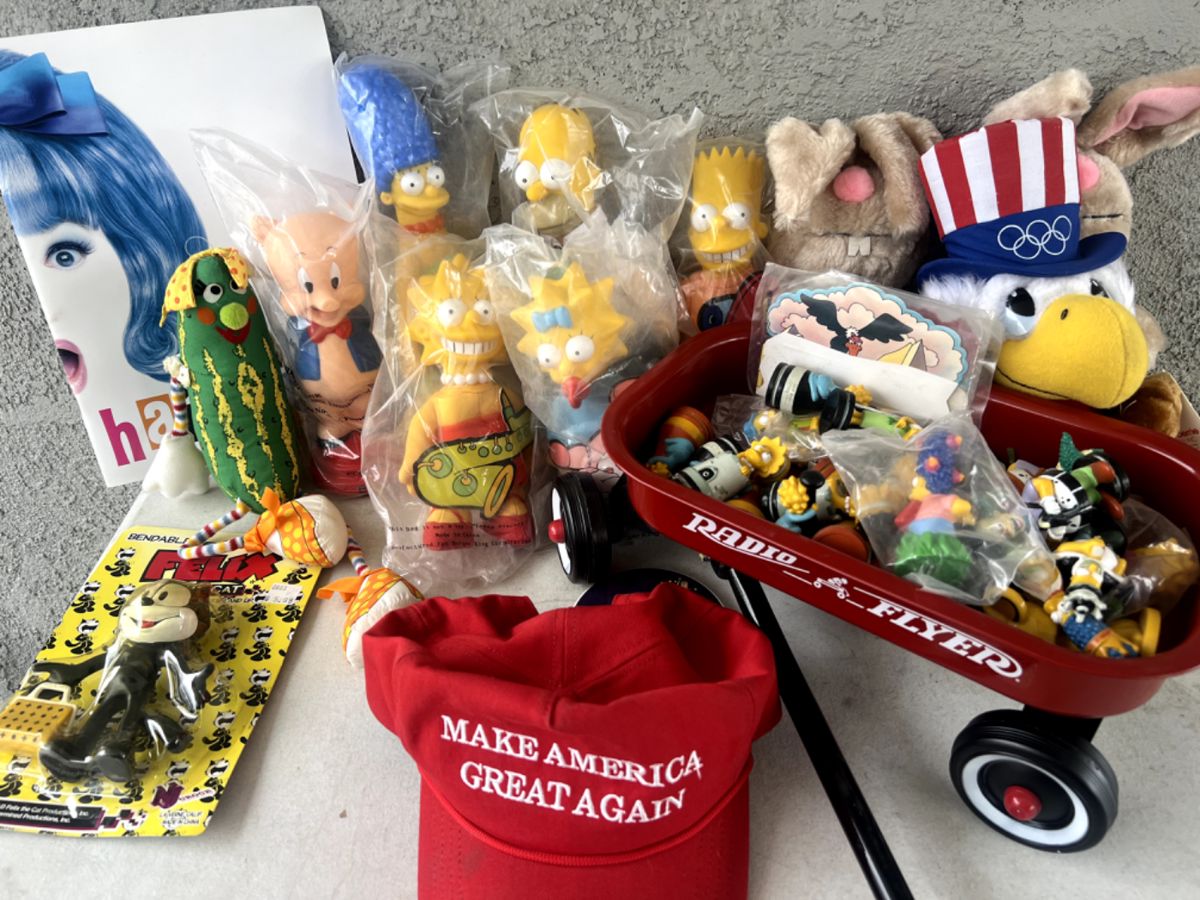 Vinyls and more clean out sale in Upland, CA starts on 2/6/2025