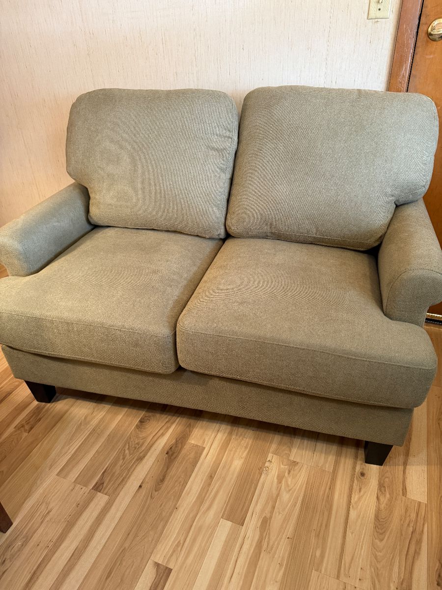 CUSTOMIZED ESTATE SALES/BENJAMIN HILLS starts on 2/27/2025