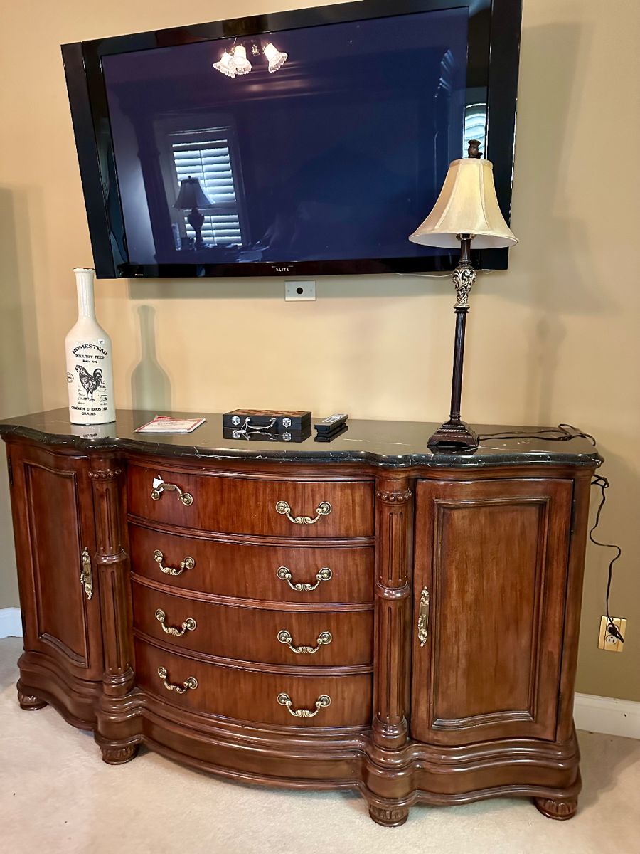 SATURDAY 10-3 EVERYTHING 1/2 PRICE!! BEAUTIFUL... starts on 2/27/2025