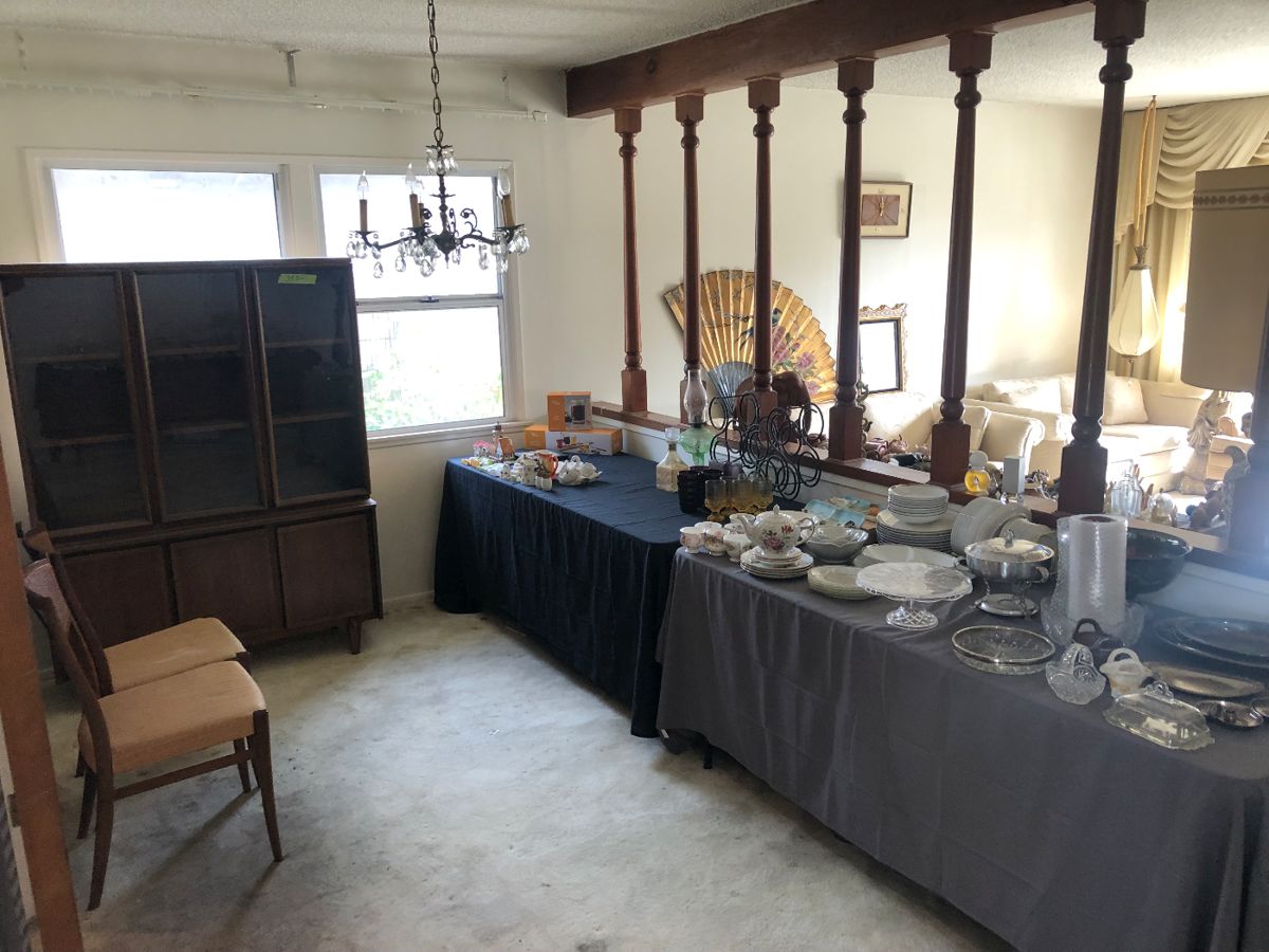STAGE RIGHT ESTATE ECLECTIC SALE IN HUNTINGTON... starts on 2/21/2025