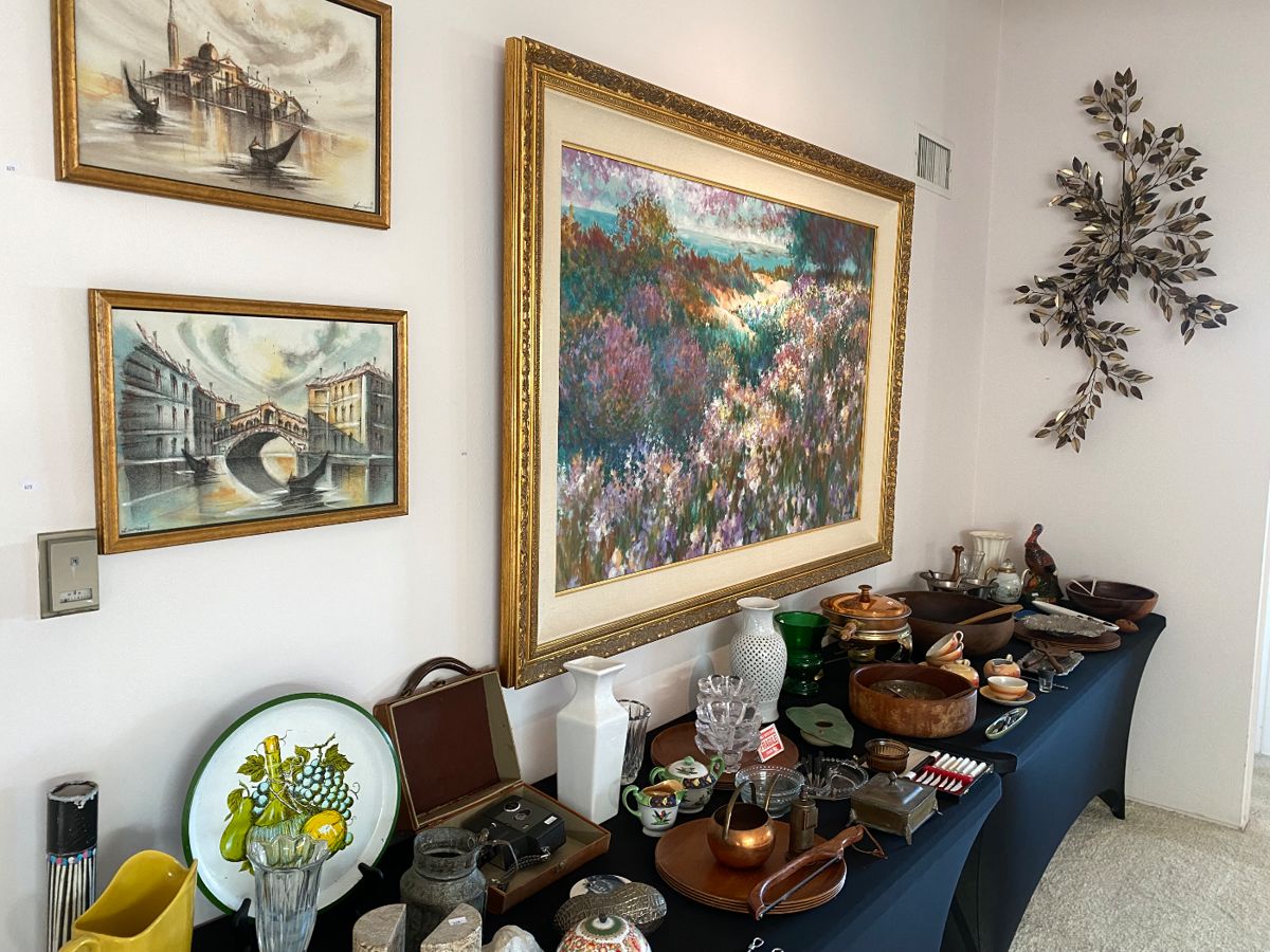 HALF OFF FRIDAY! Original 1958 homeowners... starts on 2/20/2025