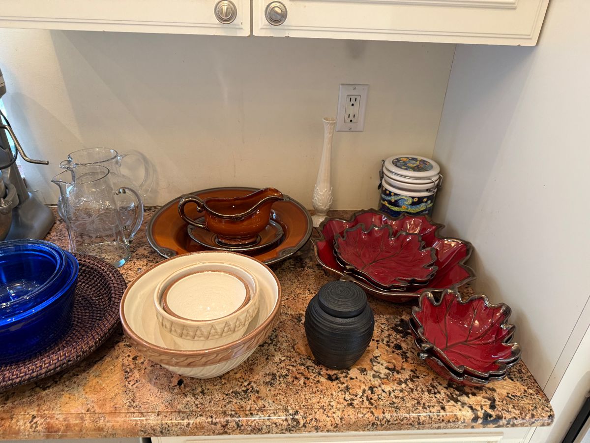 GEM DE LA GEM MOVING SALE IN RIVERVALE NEW JERSEY starts on 2/27/2025