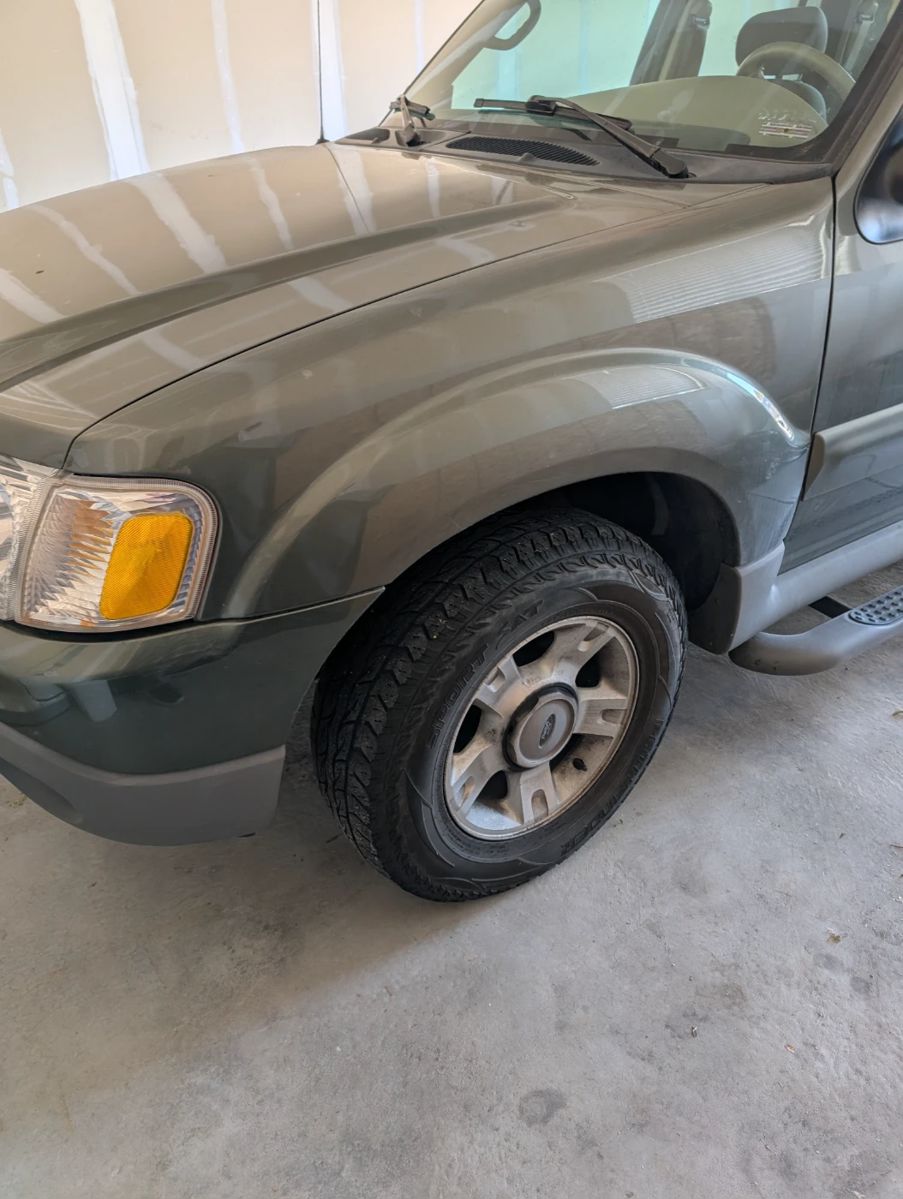 Aurora Ford Explorer Sport Trak, Fine Jewelry,... starts on 3/7/2025
