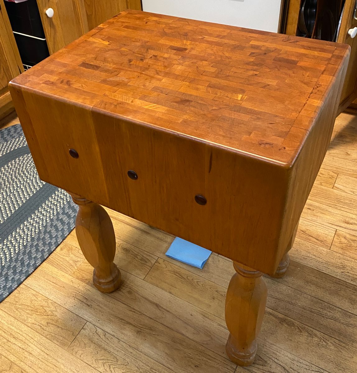 Small One Day Estate Tag Sale in Greensboro, N.C.! starts on 3/22/2025