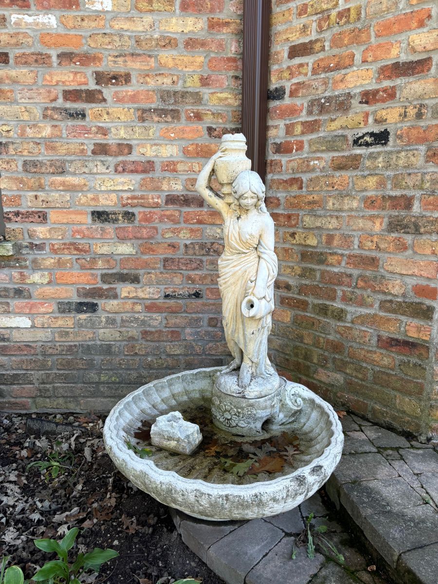 TERRIFIC TOWER LAKES SALE in Tower Lakes, IL starts on 2/28/2025