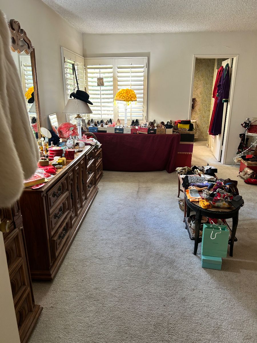 Full Glendale Estate Sale | Tons Vintage... starts on 2/28/2025