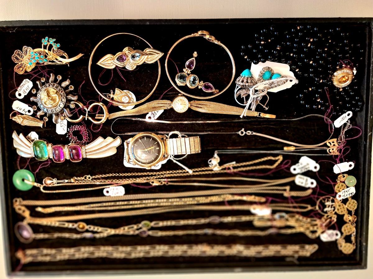 Aurora Estate Sale starts on 4/5/2025