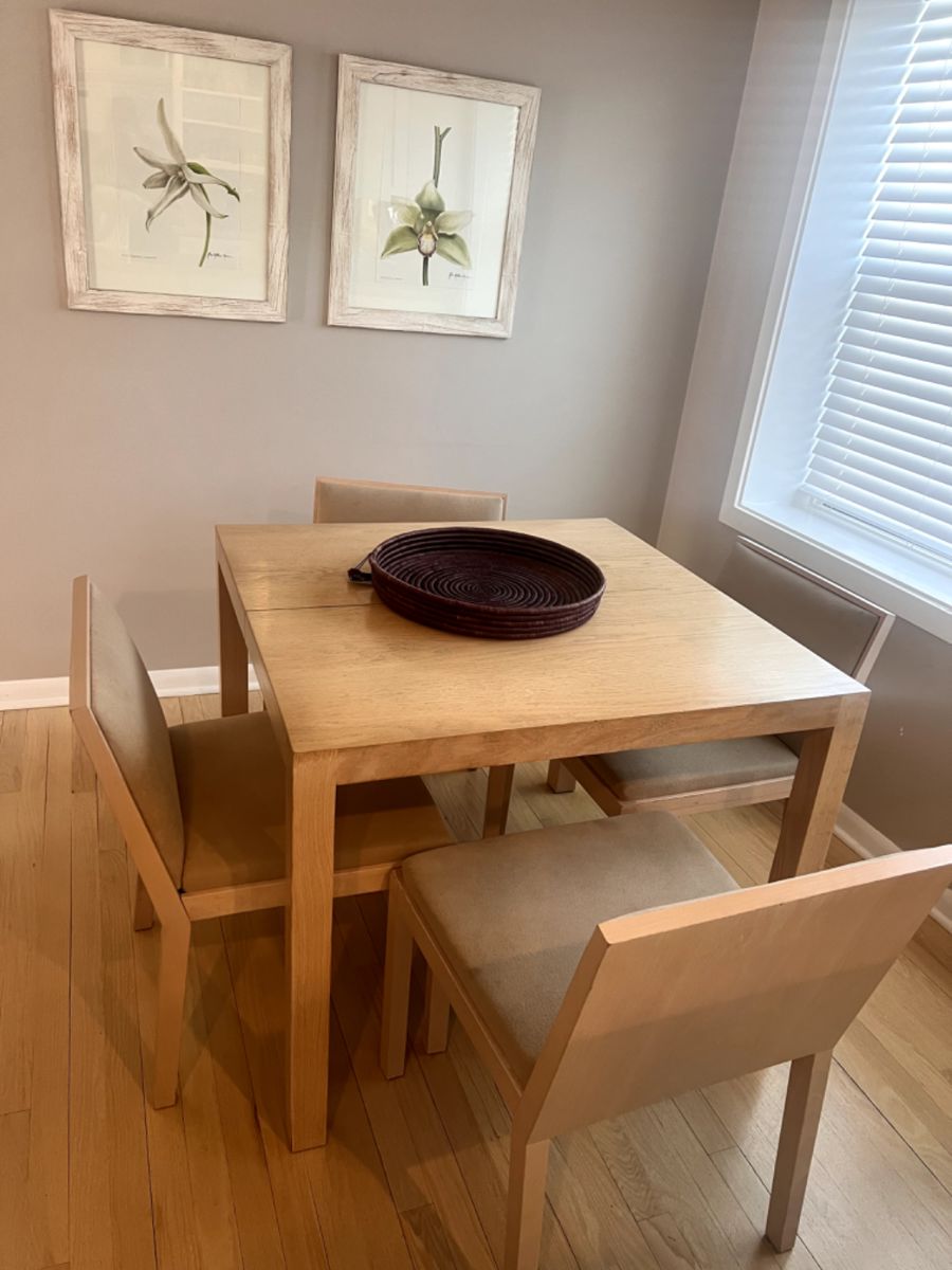 Northbrook Estate Sale by We Do-50% Off everything... starts on 3/1/2025