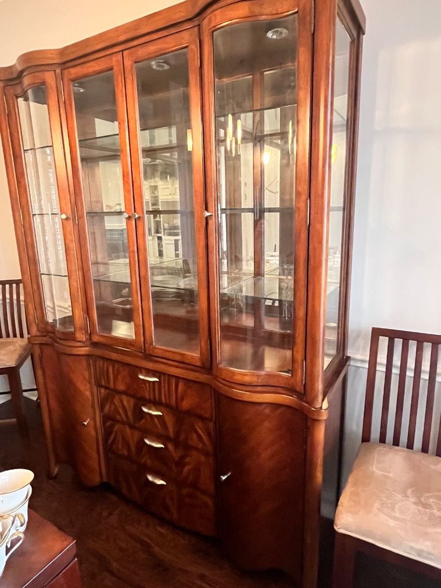 Devlin Estate Sale In Houston, Texas starts on 3/15/2025