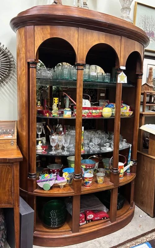 SPRING CLEAR OUT SALE THIS WEEKEND! 25-75%... starts on 3/6/2025