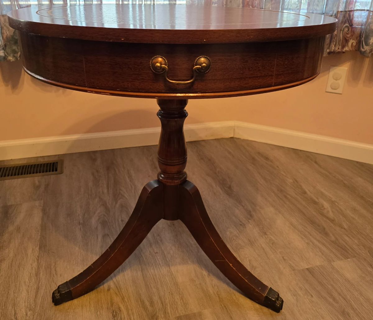 Carolyn Rasche Estate Sale in Warrenton, MO starts on 5/17/2025