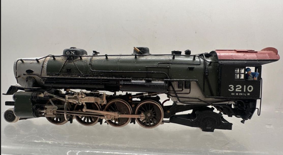 270 lots of model trains, building kits & more starts on 3/7/2025