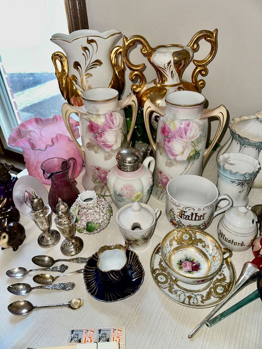 Eclectic and CLEAN Upper Arlington Tag Sale! starts on 3/14/2025