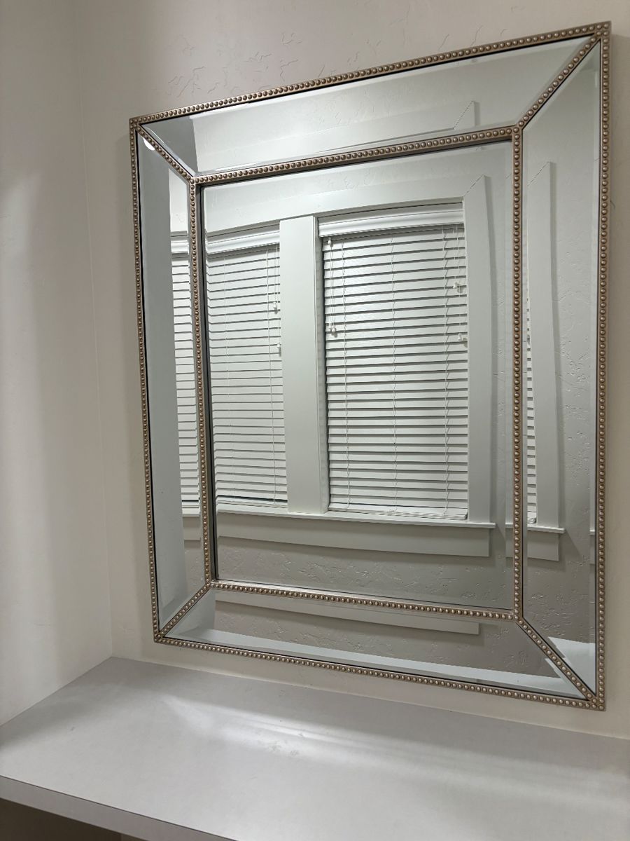 Middleton Estate Sale starts on 3/15/2025