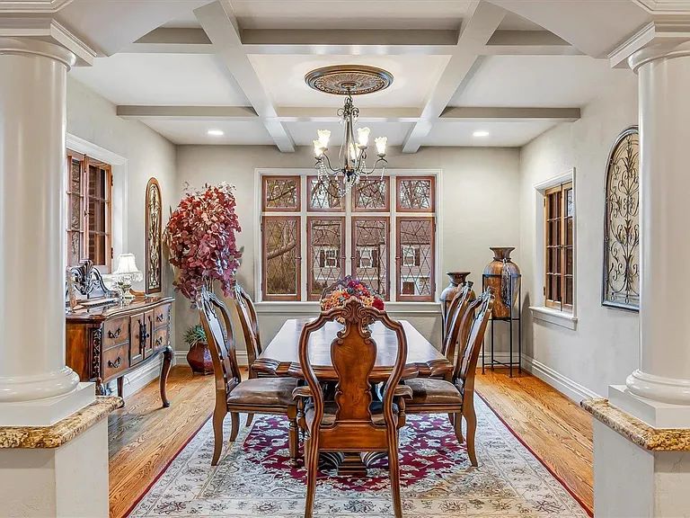 Ladue Moving Sale starts on 3/16/2025