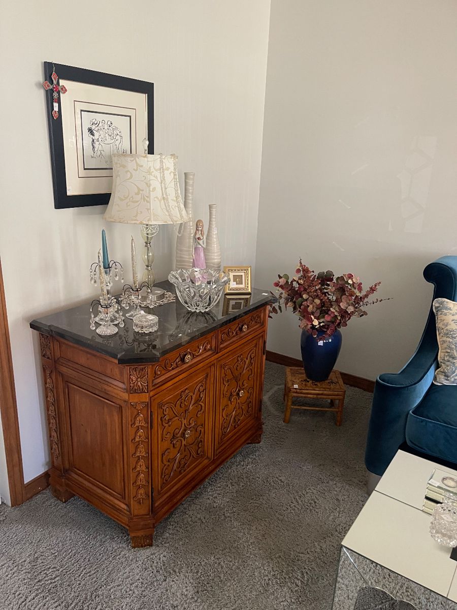 Estate Sale by The Junque Ladies in Ironton, OH starts on 3/20/2025