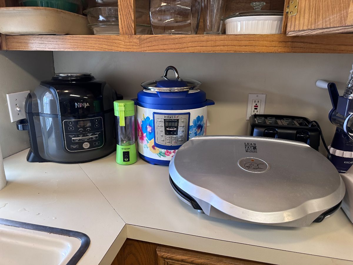 Bell Tower Liquidation in Victoria, TX starts on 3/20/2025