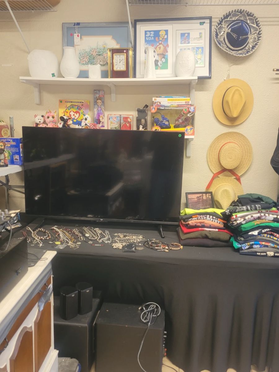 New Jewelry Clothing and Tchotchkes starts on 3/20/2025