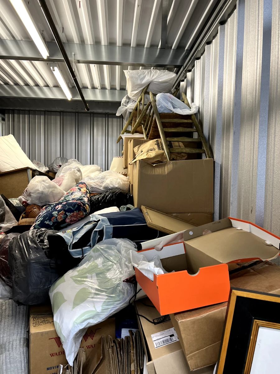 JUNK CHICK hosting storage units estate sale starts on 3/22/2025