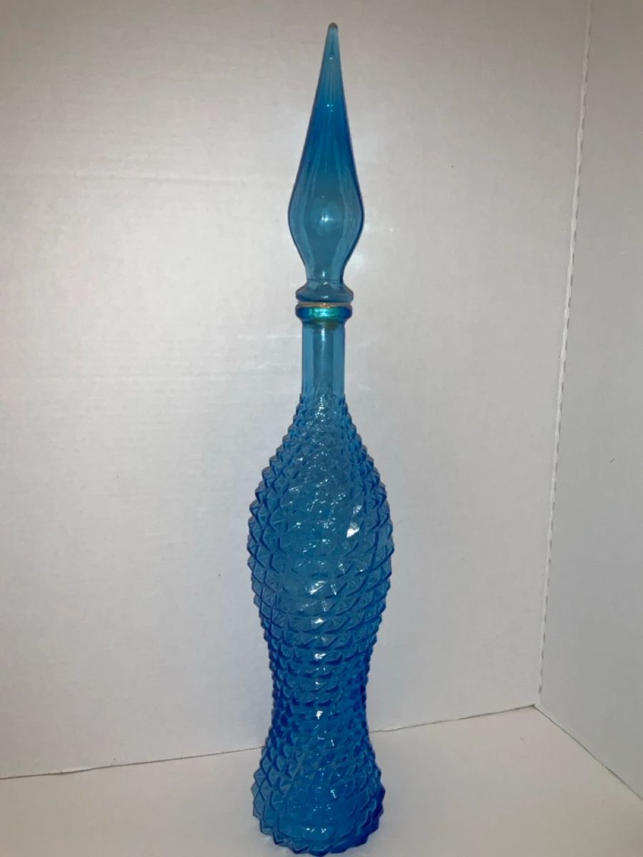 Fantastic Faye Manning Estate of Vinton, VA starts on 3/21/2025