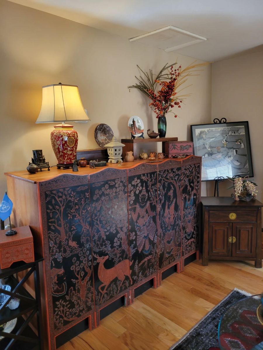 ESTATE SALE-Oak Manor Blacksburg Va starts on 4/3/2025