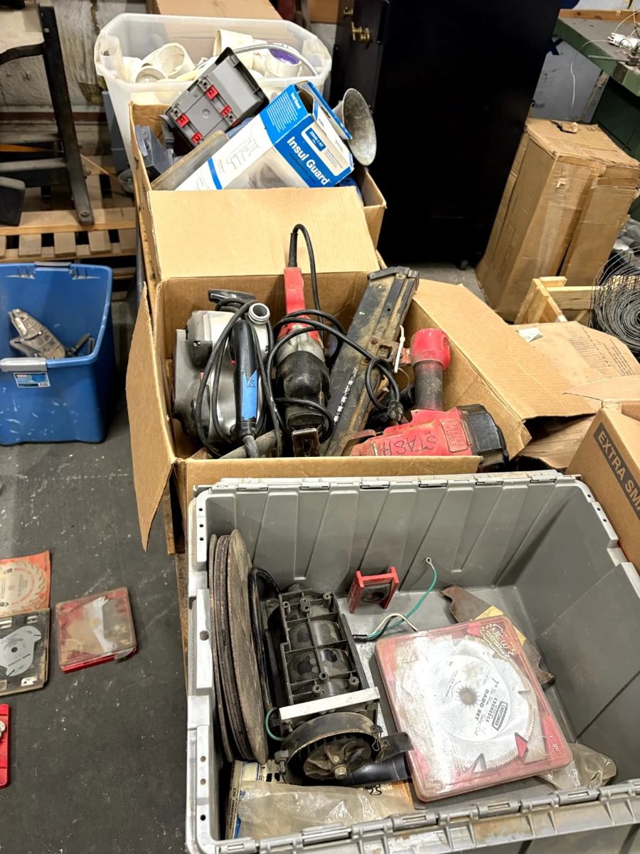 Estate Sale-Home, Warehouse, Tools in Dallas, TX starts on 4/4/2025