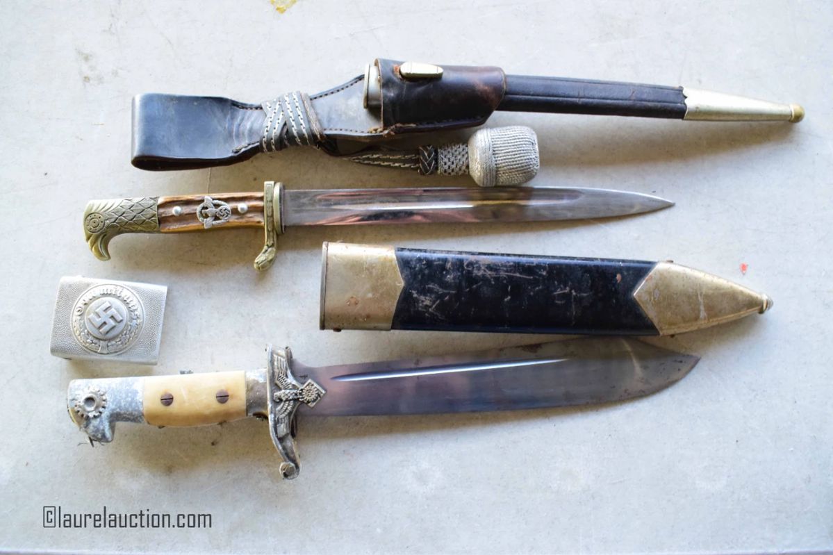 Militaria, Tools, Comics, Vintage Toys, Antiques,... starts on 4/3/2025