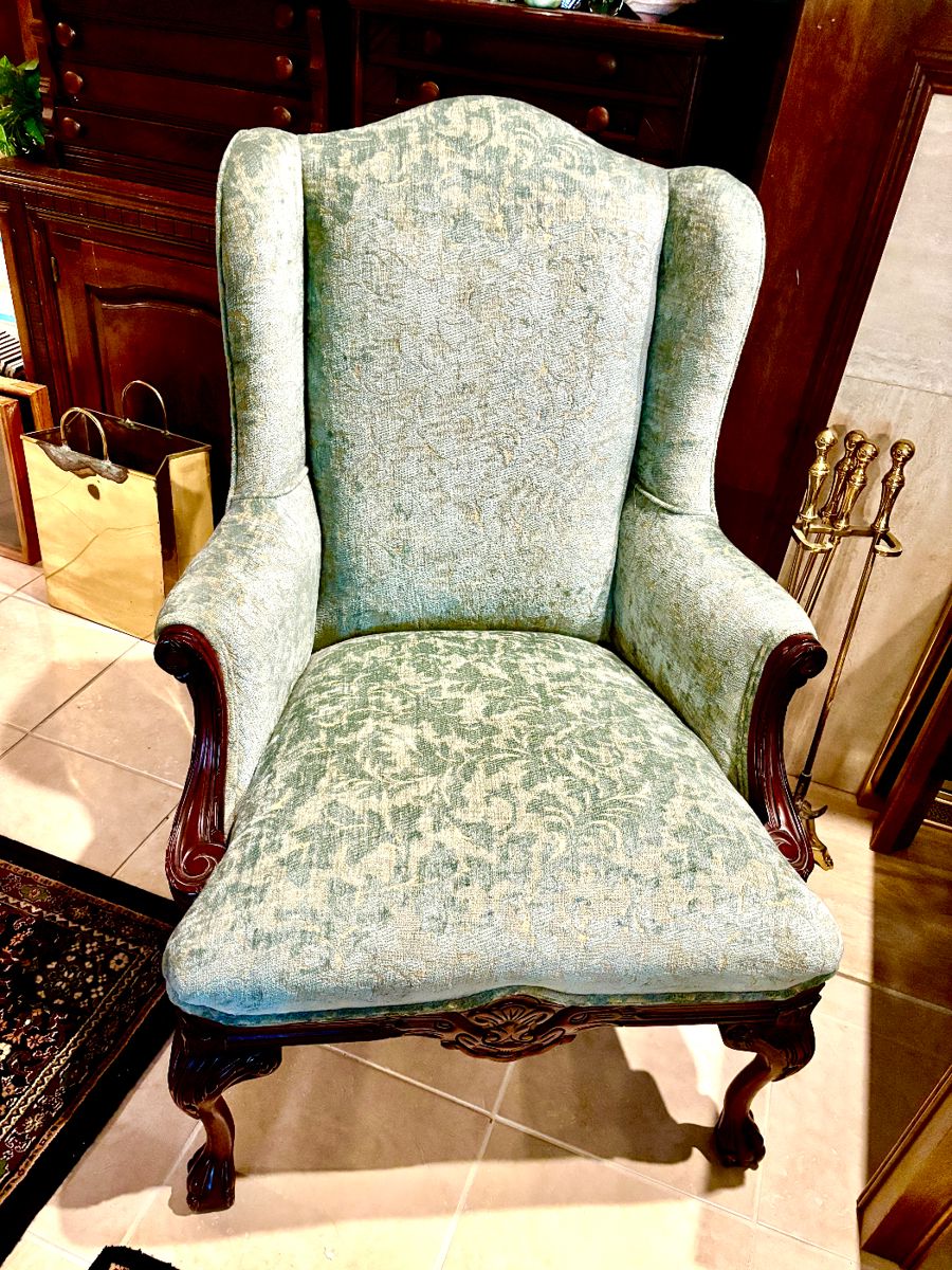 6,000 sq ft Kingwood Home Packed With Original... starts on 4/25/2025