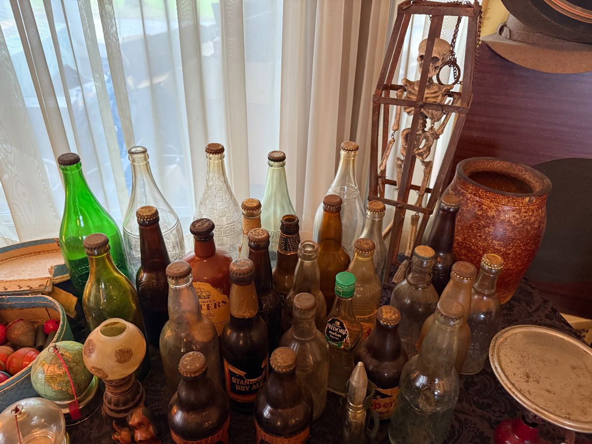ESTATE SALE BY COLLEEN in Rochester, NY starts on 5/2/2025