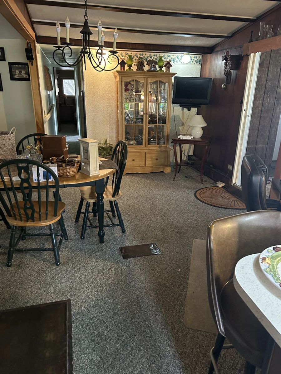 HIMES LIVE ANTIQUE AUCTION ONSITE SUGARGROVE PA starts on 4/19/2025