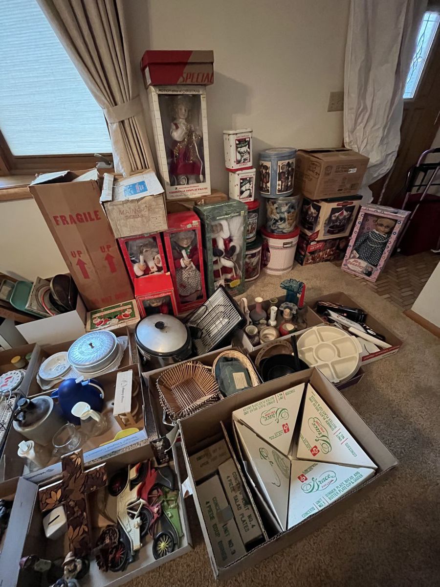 Estate sale: Entire home clean out. starts on 4/12/2025