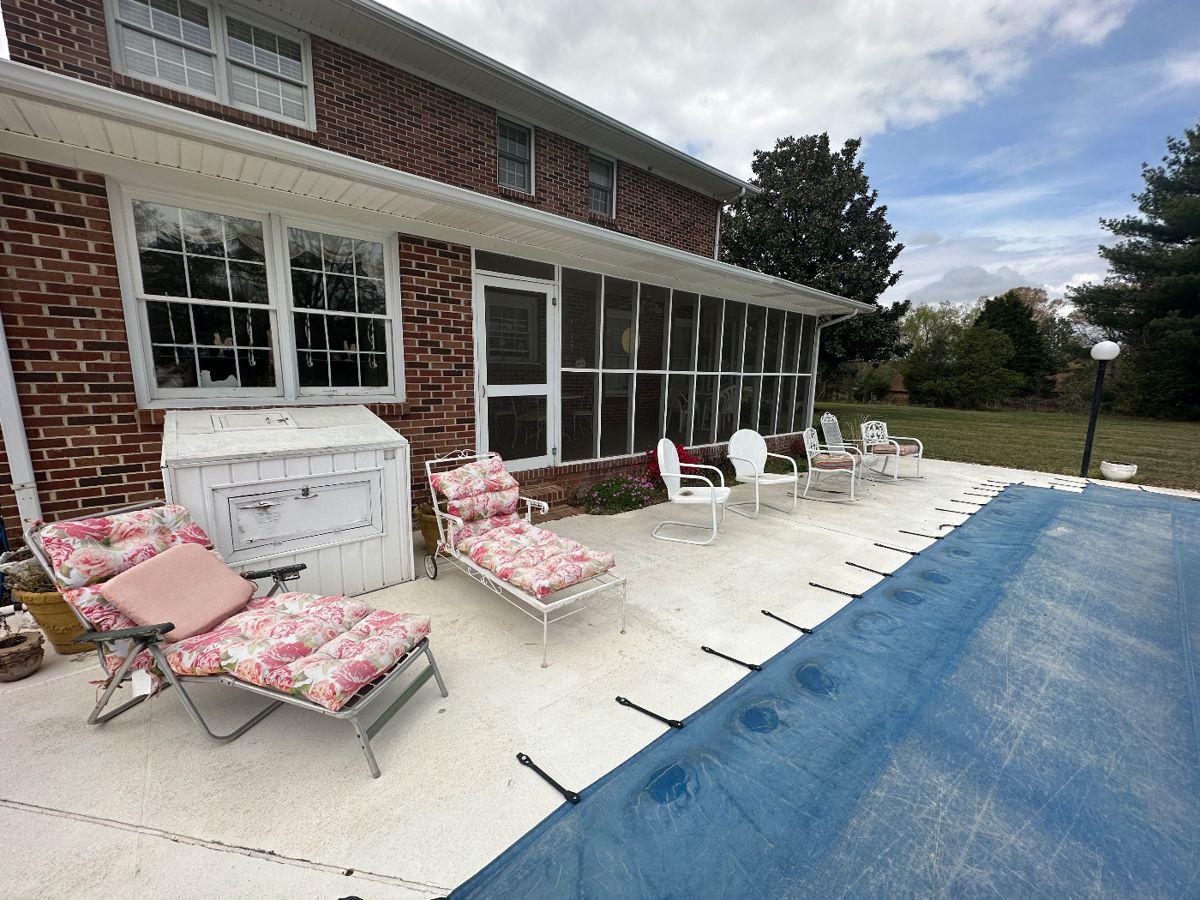 Blackwell Estate Sale in Moore, SC starts on 4/3/2025