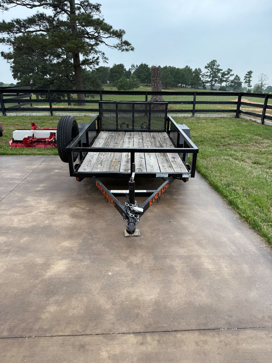 The Double O Ranch Estate Sale in Smithville, TX starts on 4/4/2025