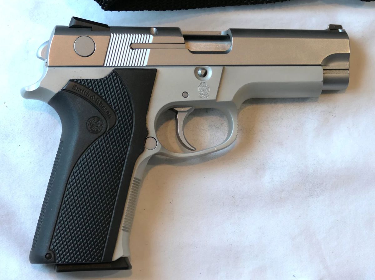 Sunday April 6th Online Only Gordon Booth... starts on 4/2/2025