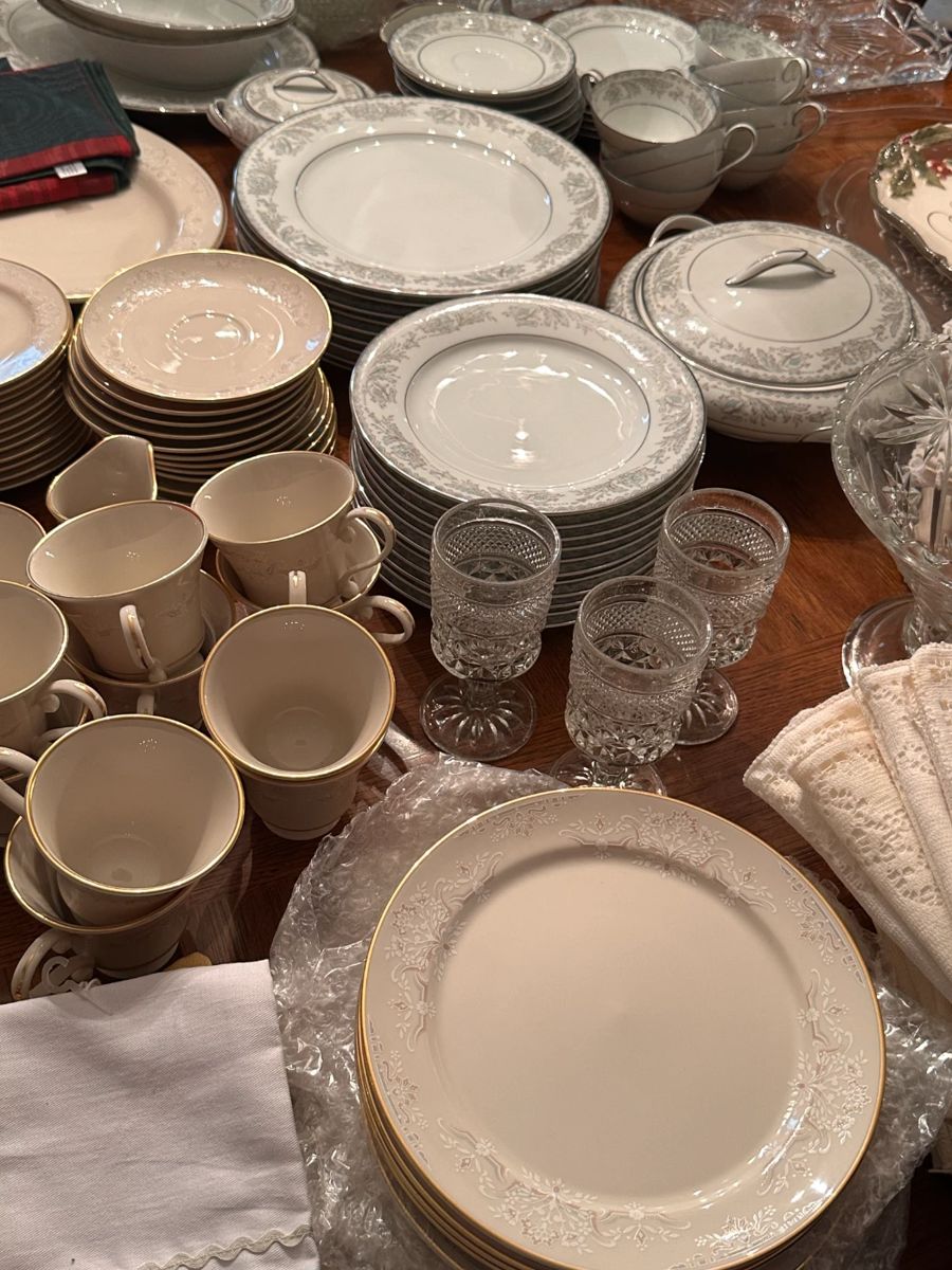 East Memphis Estate Sale by MUS starts on 4/4/2025