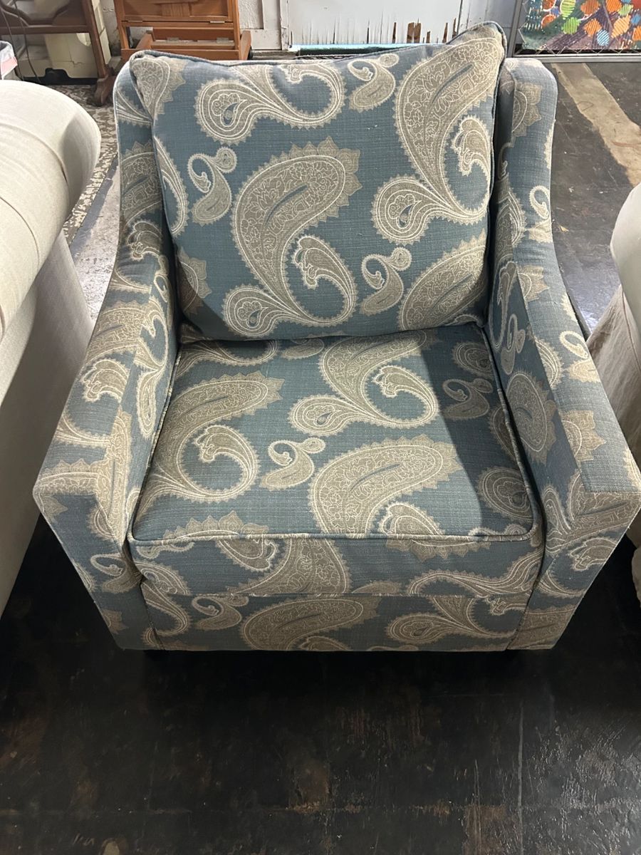 CDF STUDIO Warehouse Sale in Memphis, TN starts on 4/11/2025