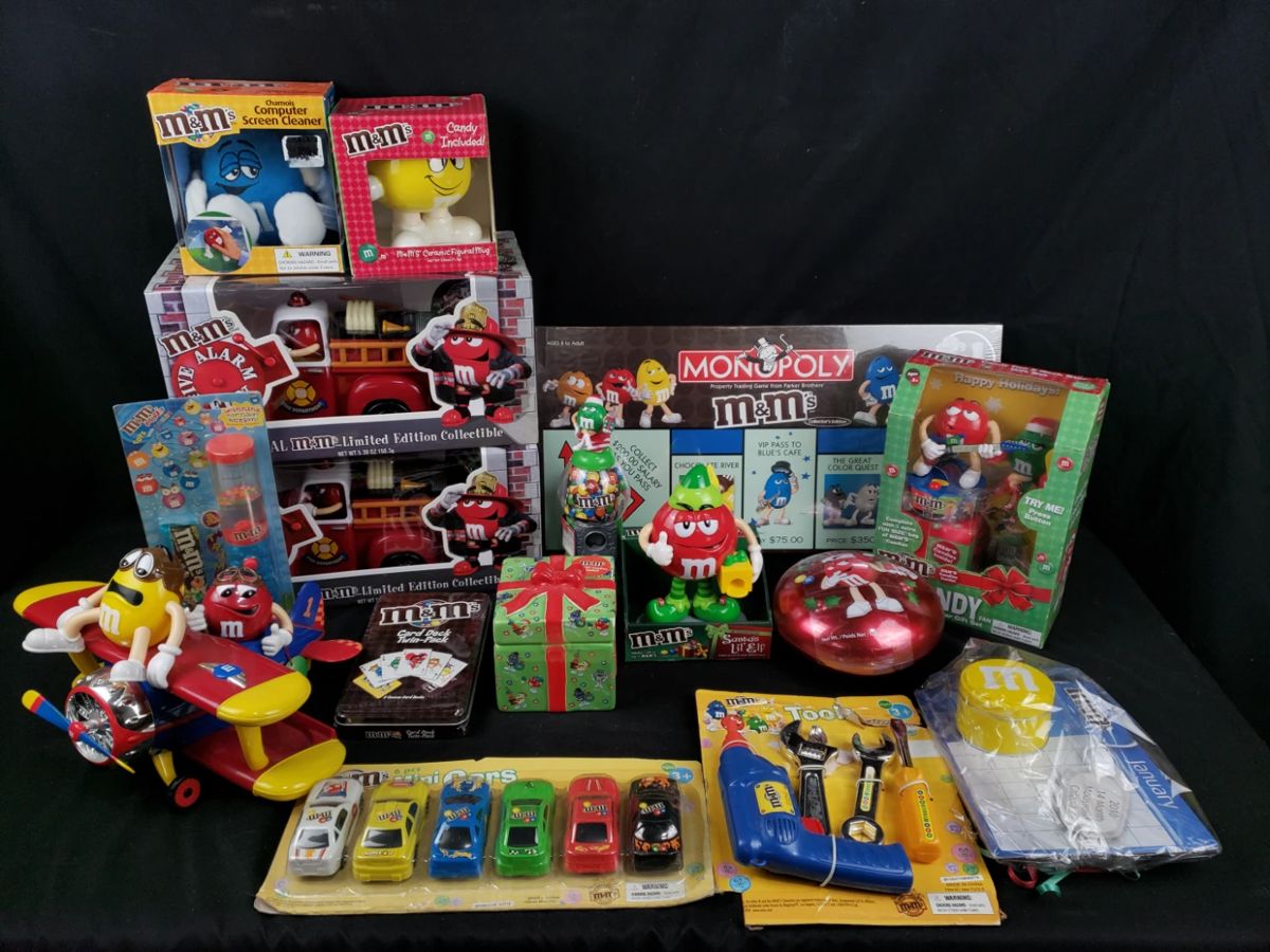 SAS Antique Butcher Block, Pocket Watch Online... starts on 4/9/2025