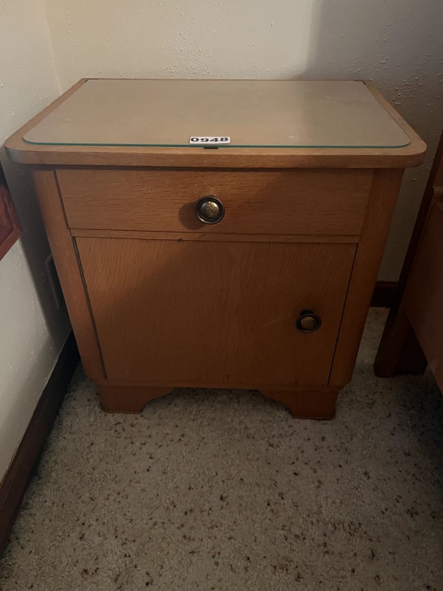 Belleville, IL Online Only Estate Auction 4/17/25 starts on 4/9/2025