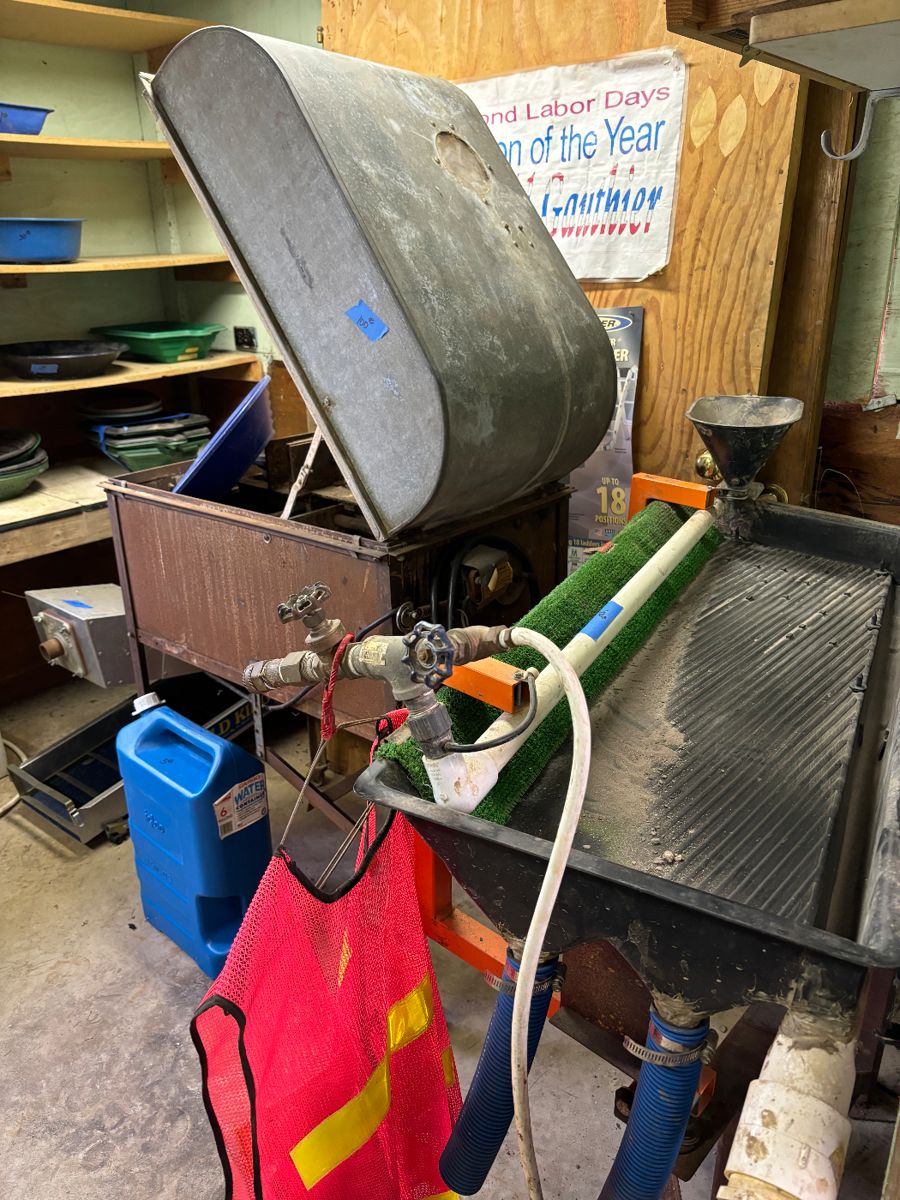 Clutter Cutter Estate Sales Friday and Saturday... starts on 4/16/2025