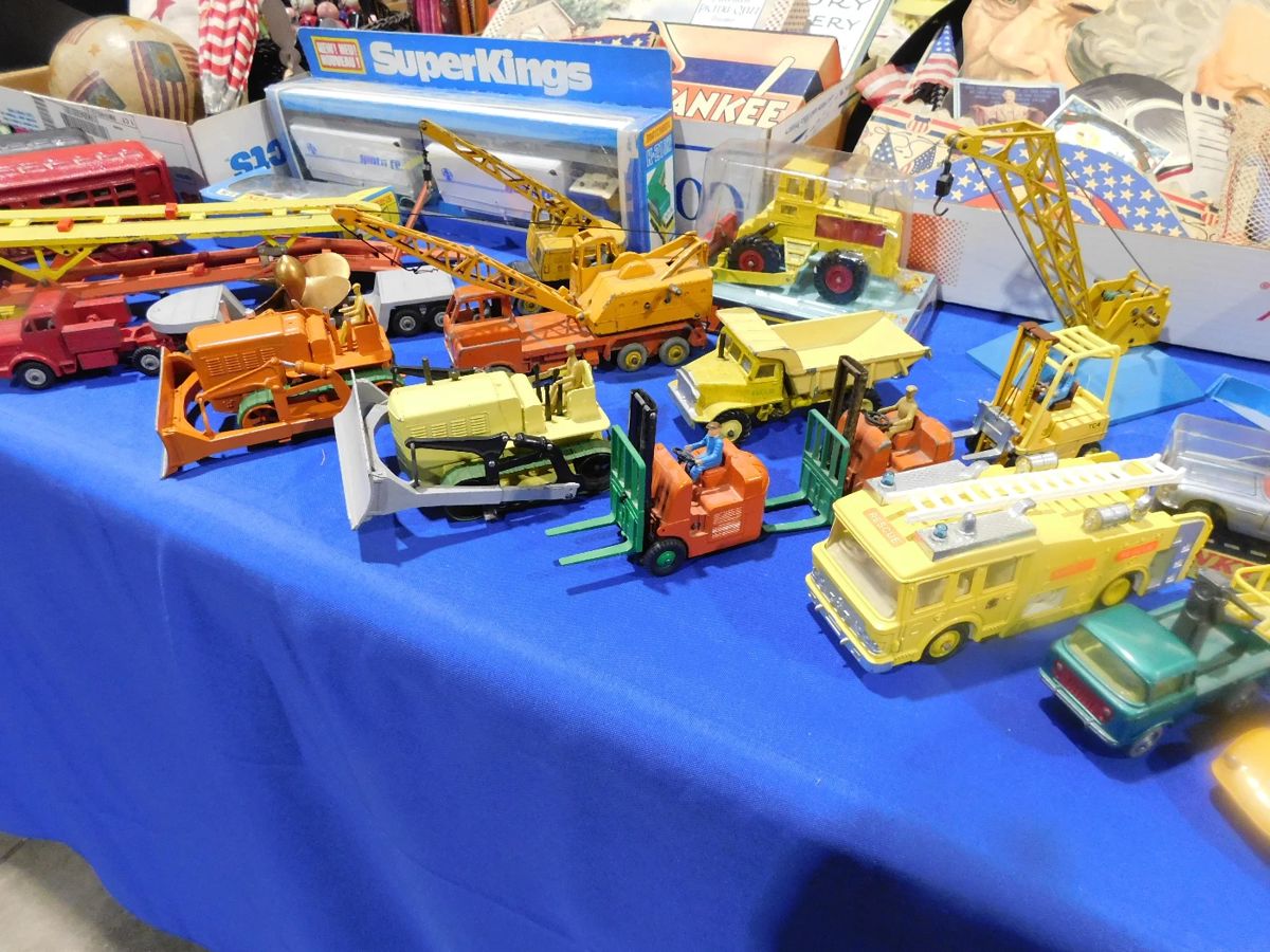 Antique Estate Collectible Model Train Auction starts on 4/19/2025